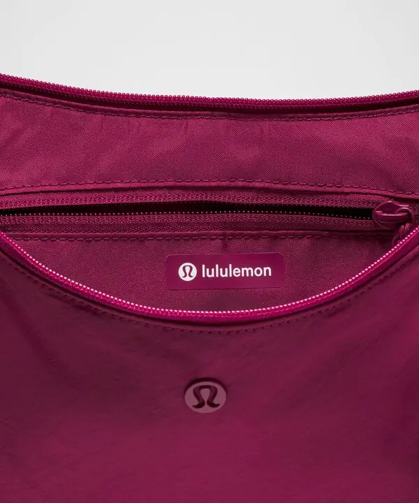 Lululemon Slouchy Sling Bag 6l - Raspberry Rave