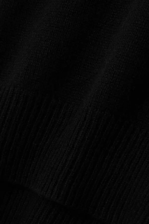 LISA YANG Heidi Cashmere Turtleneck Sweater