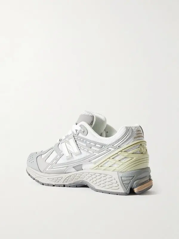 NEW BALANCE 1906 Sneakers - Gray