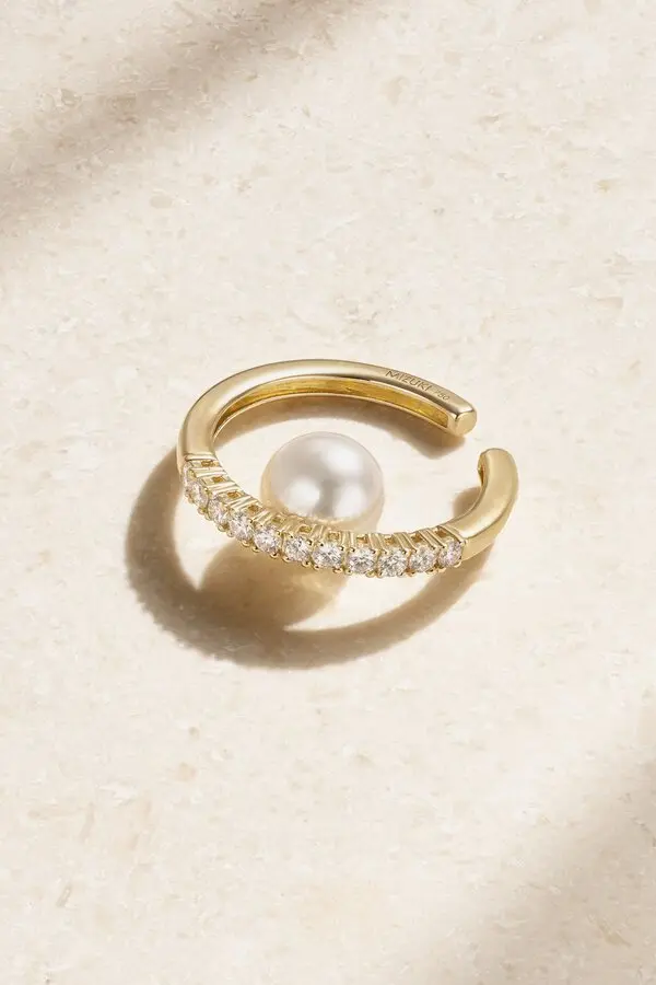 Mizuki 18-karat Diamond And Pearl Ear Cuff - Gold