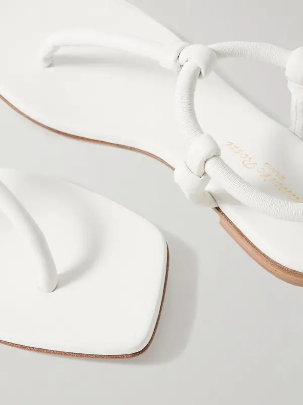 GIANVITO ROSSI Juno Thong Sandals - White