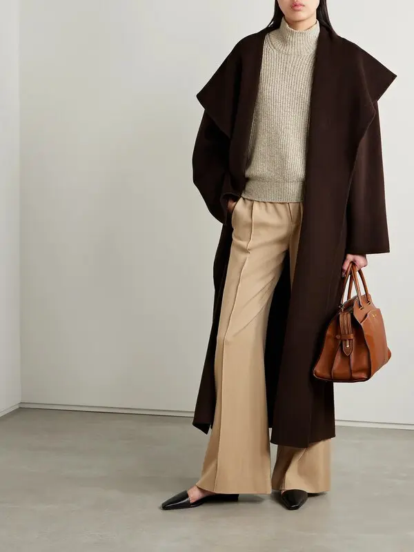 Loro Piana Ribbed Cashmere Turtleneck Sweater
