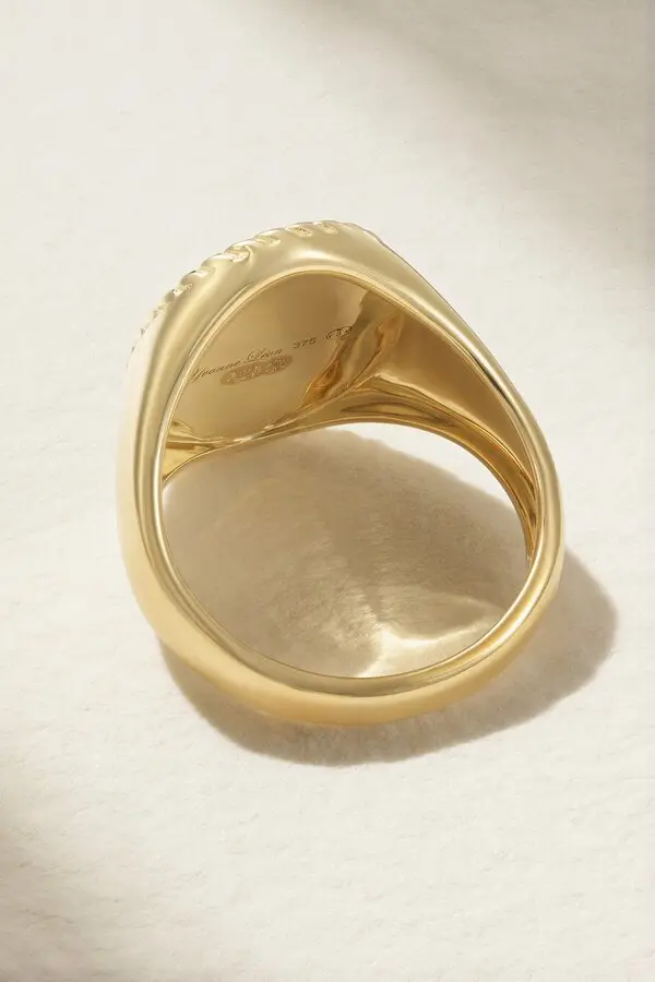 Yvonne Léon 9-karat Diamond Signet Ring
