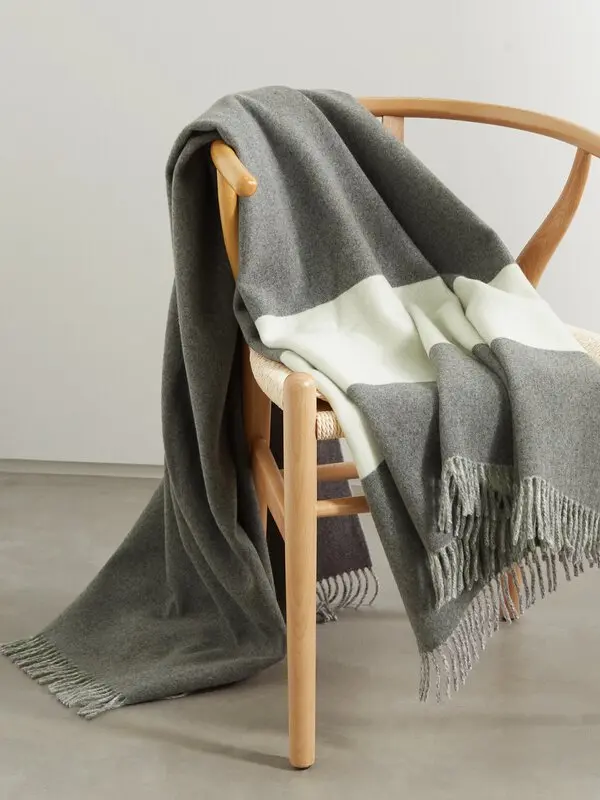 Brunello Cucinelli Fringed Cashmere Blanket - Neutrals