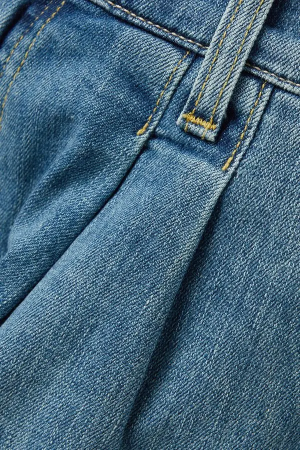 NILI LOTAN Julie Pleated Denim Shorts