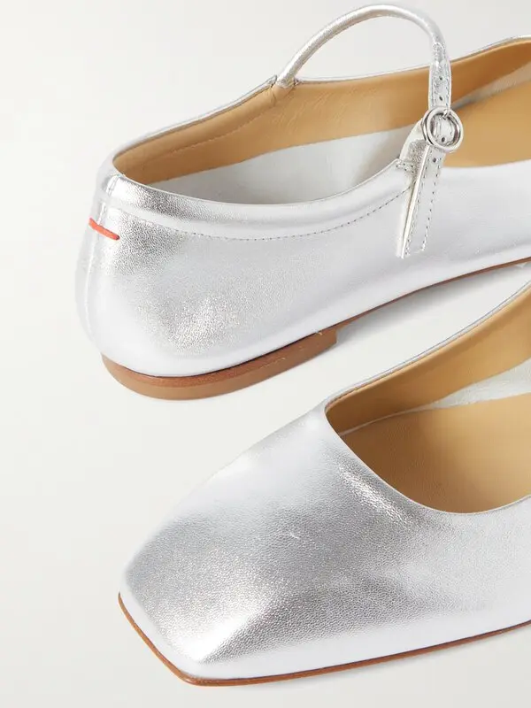 AeydĒ Uma Leather Mary Jane Flats
