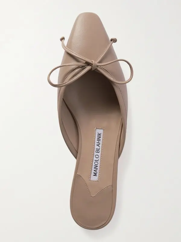 Manolo Blahnik Ballerimu Leather Mules