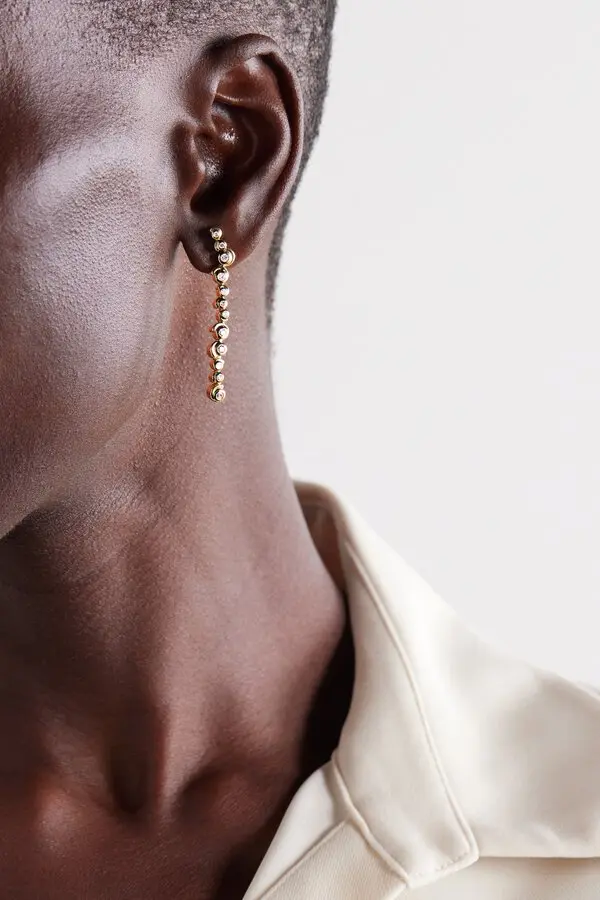 Yvonne Léon Longue Escargot 9-karat Diamond Earrings