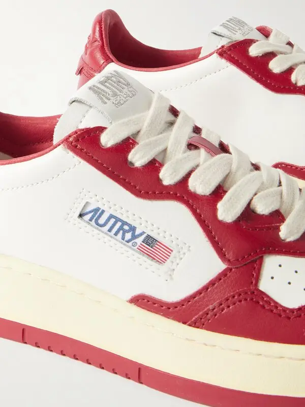 AUTRY Medalist Low Leather Sneakers - Red