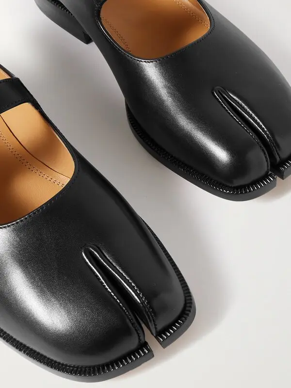 MAISON MARGIELA Tabi Leather Flats