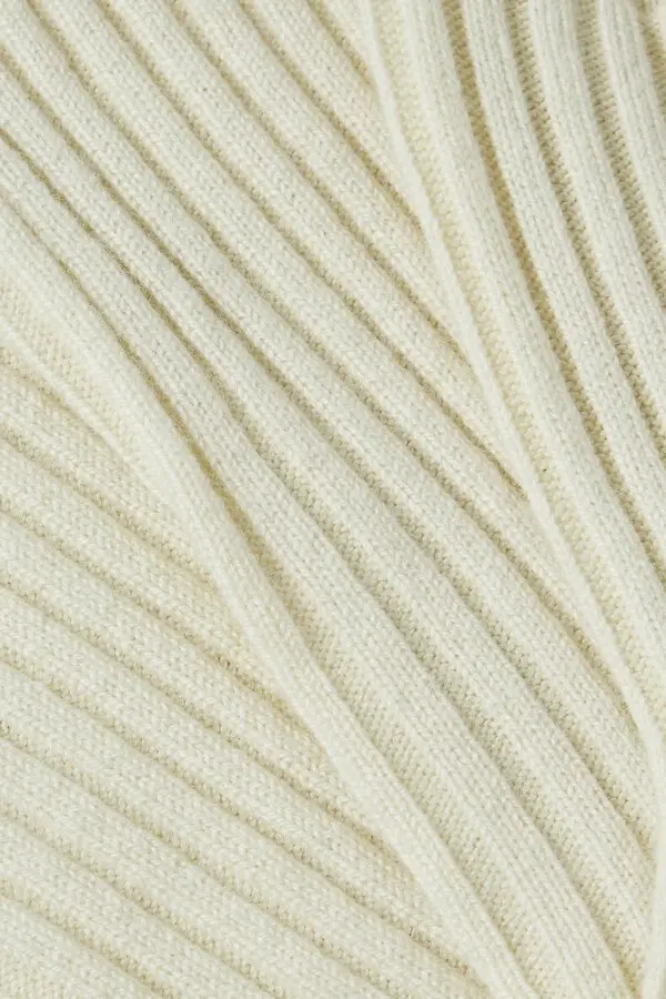 THE ROW Ribbed Cashmere Socks