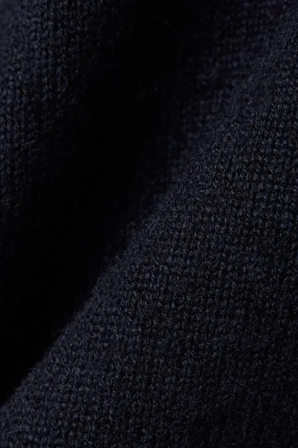 ALLUDE Cashmere Crewneck Sweater