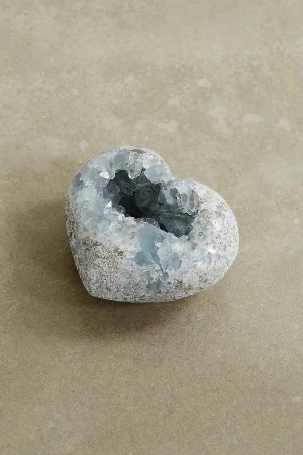JIA JIA HOME Small Celestine Geode Heart - Blue