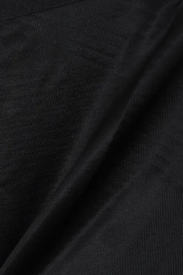 Spanx Spanxshape™ Invisible Capri Leggings - Black