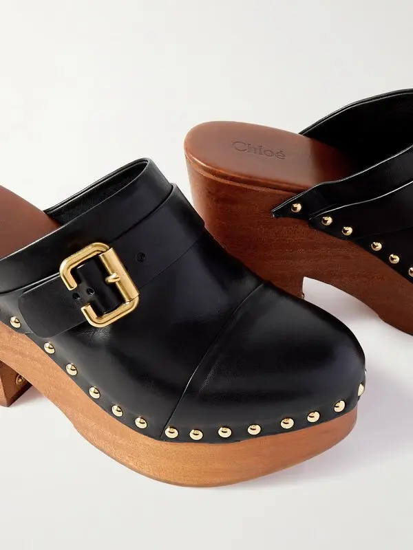 Chloé Jeanette Studded Leather Clogs - Black