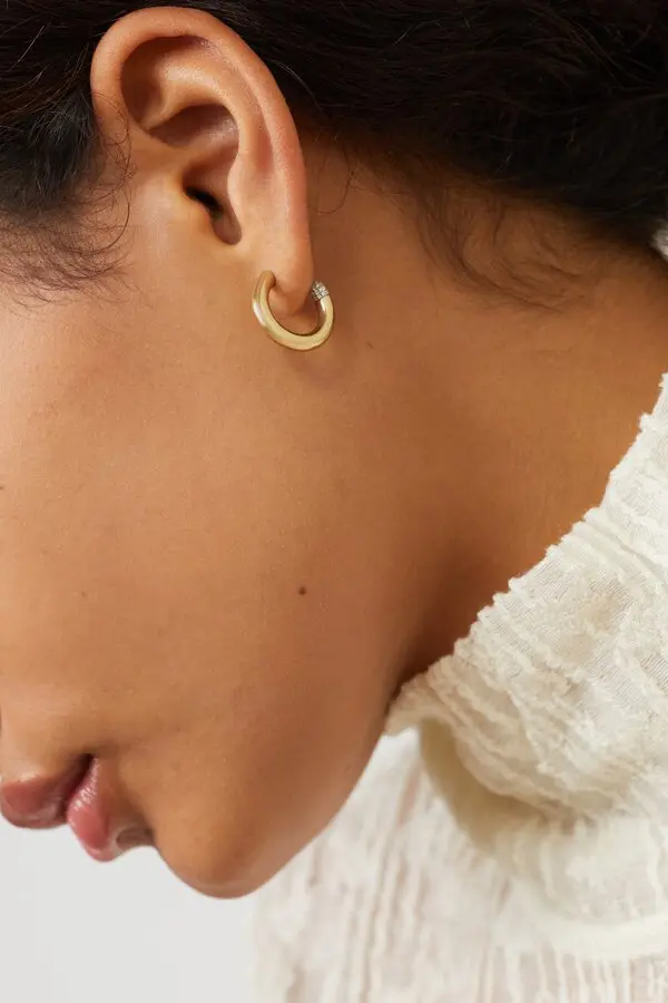 RAINBOW K Small Tube 9-karat Diamond Hoop Earring