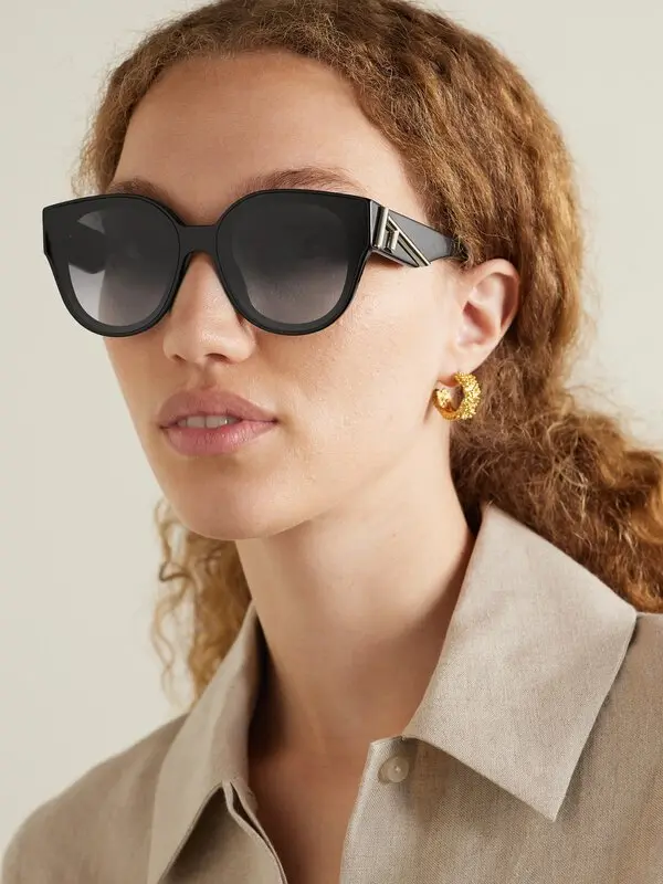 Fendi First D-frame Embellished Sunglasses - Black