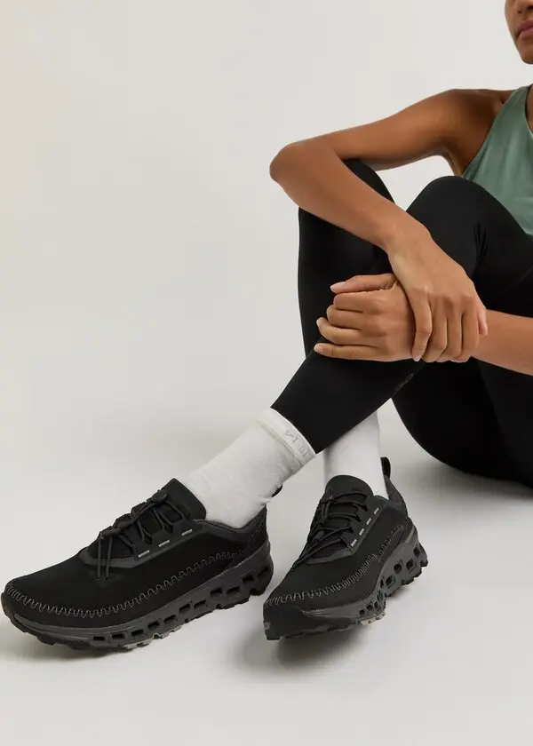 On Cloudaway Panelled Mesh Sneakers - Black