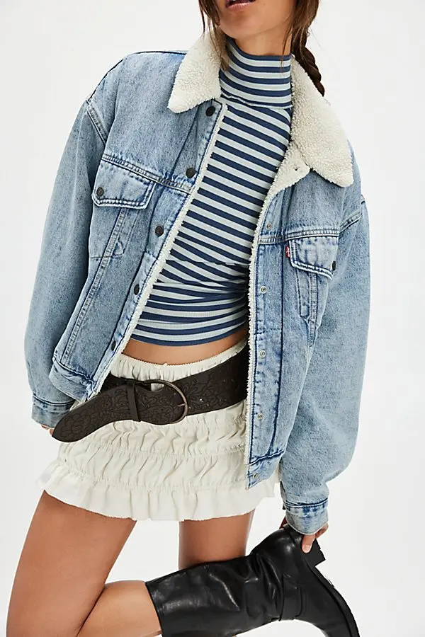 LEVI'S 90s Sherpa Trucker Jacket