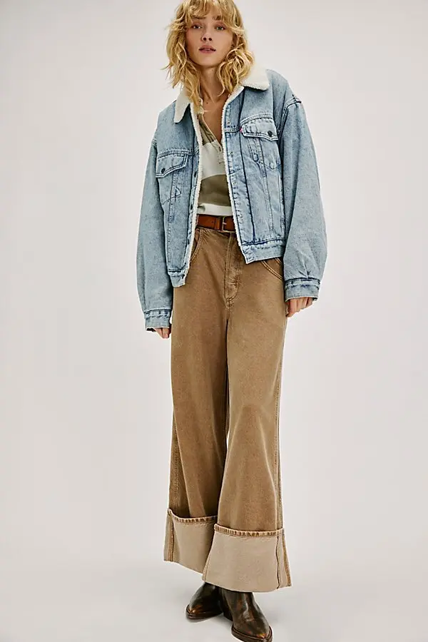 LEVI'S 90s Sherpa Trucker Jacket