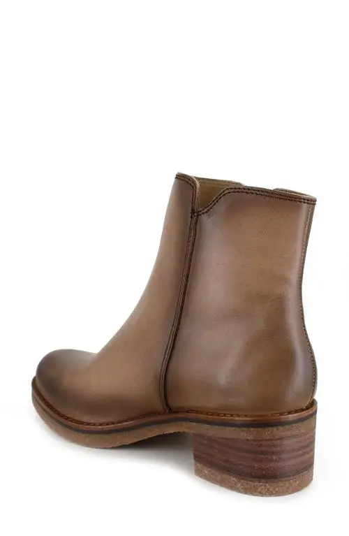 NATIONAL COMFORT Carinna Bootie - Taupe