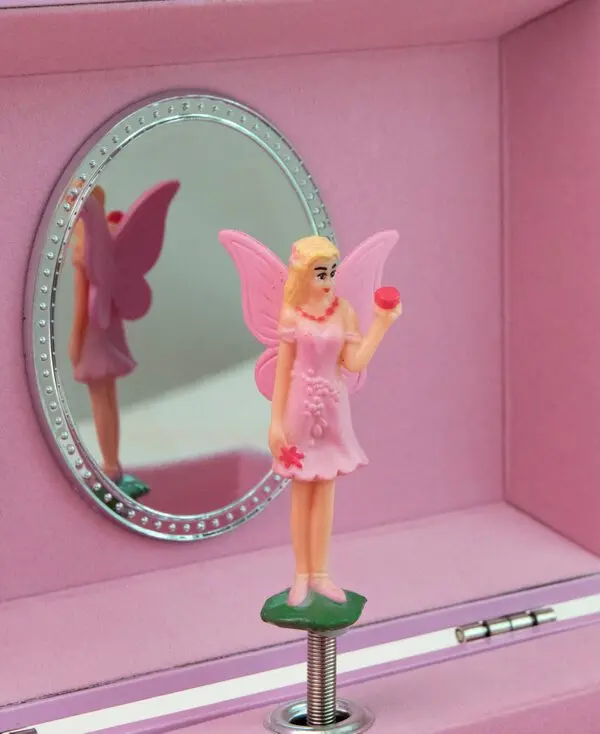 MELE & CO Mini Krista Musical Jewelry Box