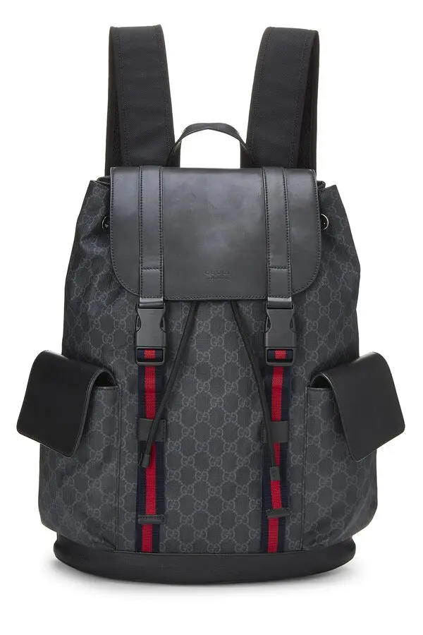 Gucci Gg Supreme Canvas Backpack - Black | Editorialist display picture 3