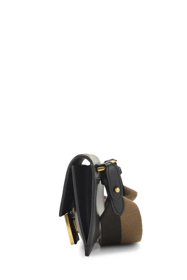 Fendi Leather Flat Baguette Bag - Black