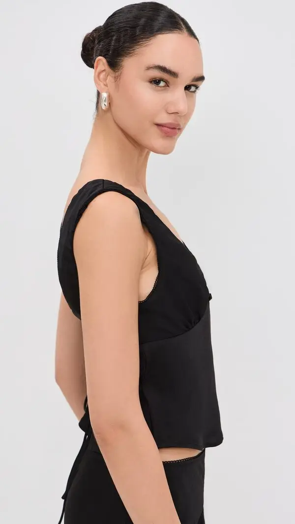 NIA Celia Sleeveless Top