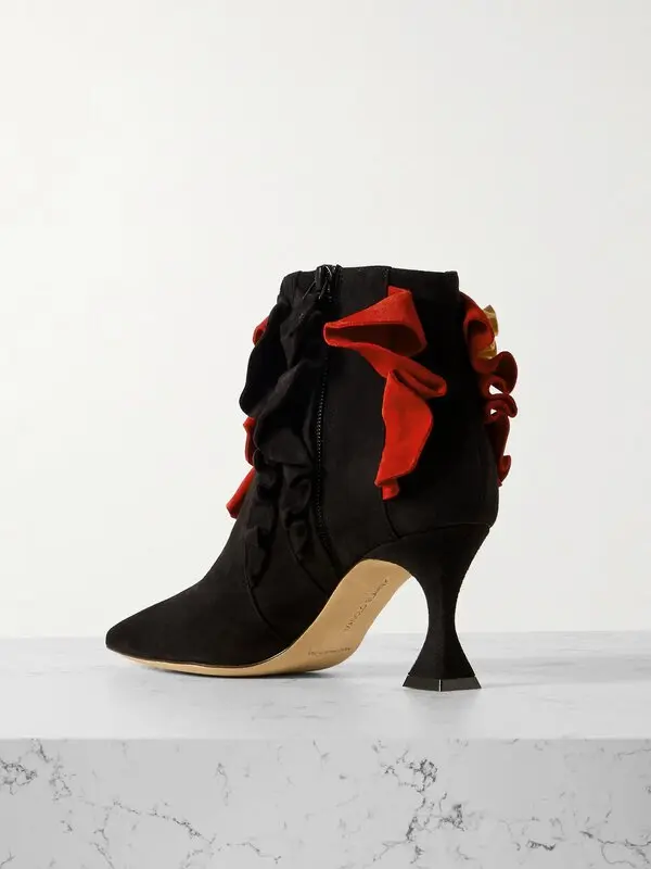 Manolo Blahnik Pompa 70 Ruffled Suede Ankle Boots