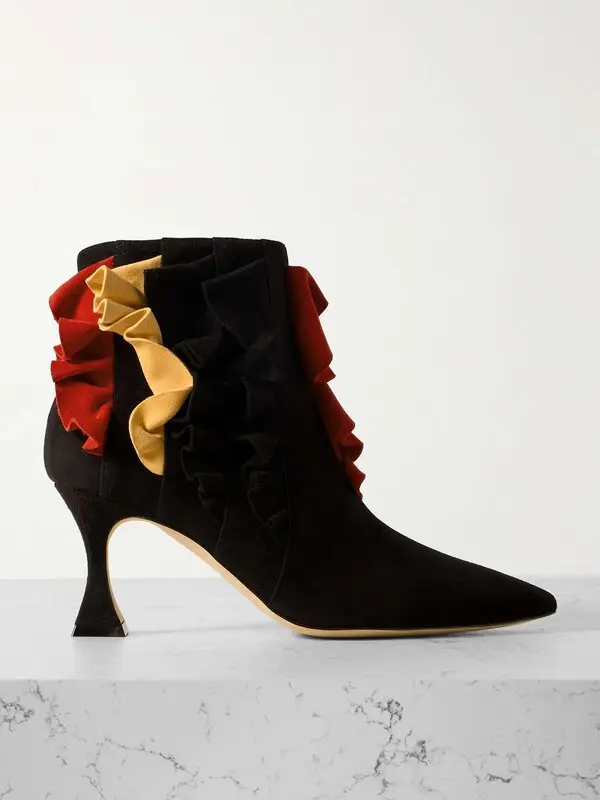 Manolo Blahnik Pompa 70 Ruffled Suede Ankle Boots