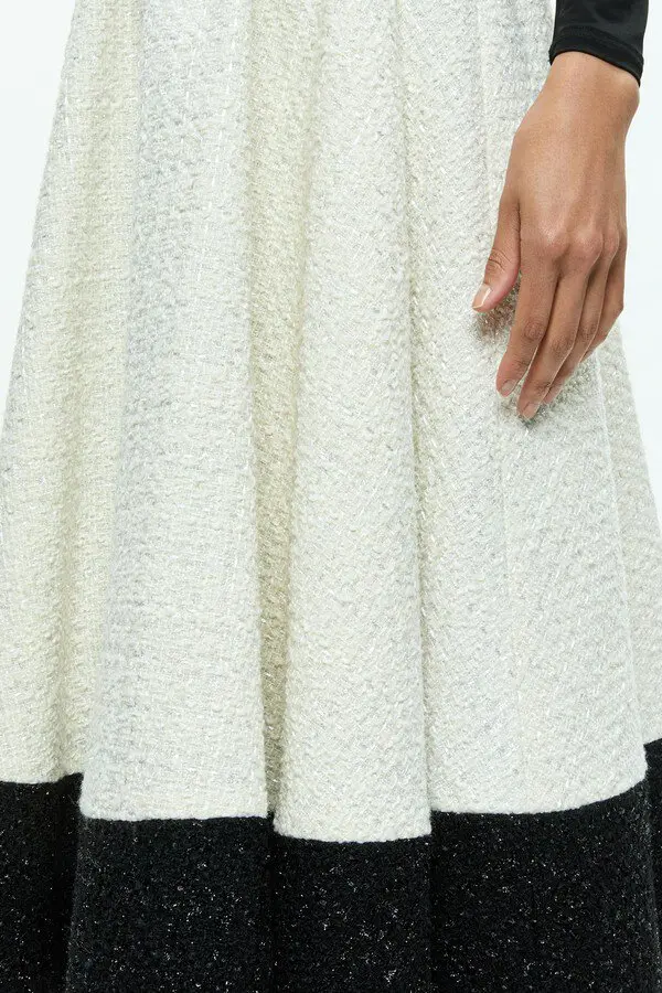 Alice + Olivia Chara Midi Dress - Black | Editorialist