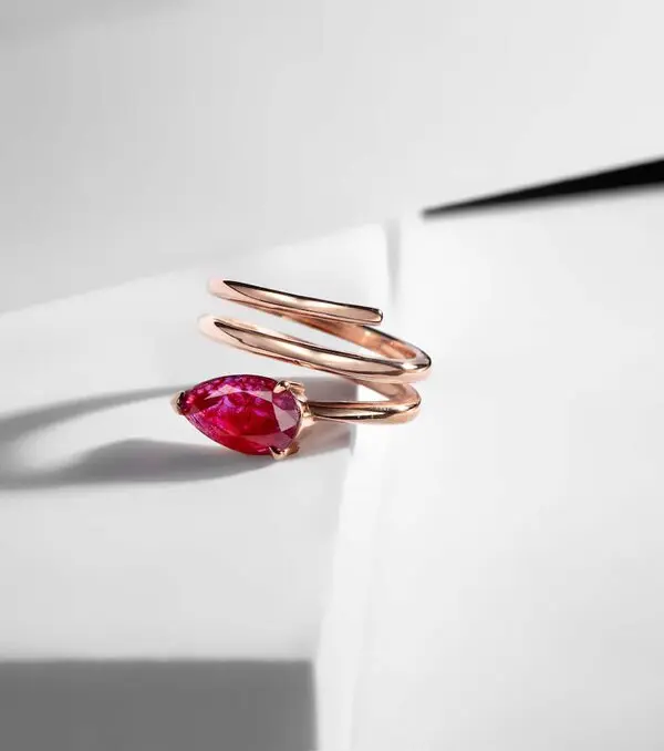 Shay Jewelry 18kt Rose Ring With Ruby Pear