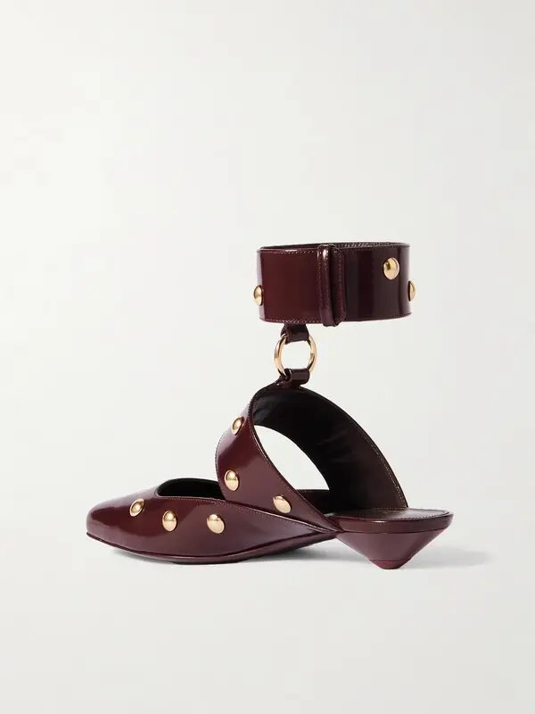 Chloé Jade Studded Leather Pumps - Burgundy