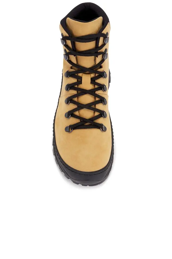 COMMON PROJECTS Combat Boots