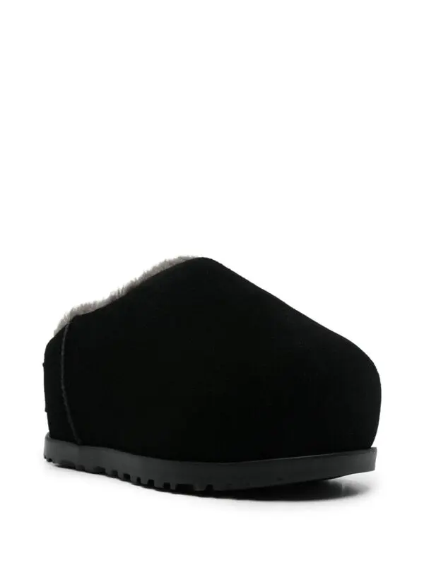 UGG Pumped Slippers