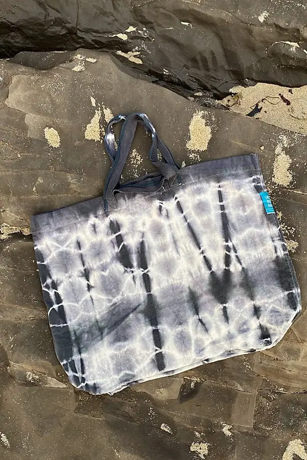 LAYLI DYES HARD Tie-dye Cotton Mega Tote - Charcoal Waves