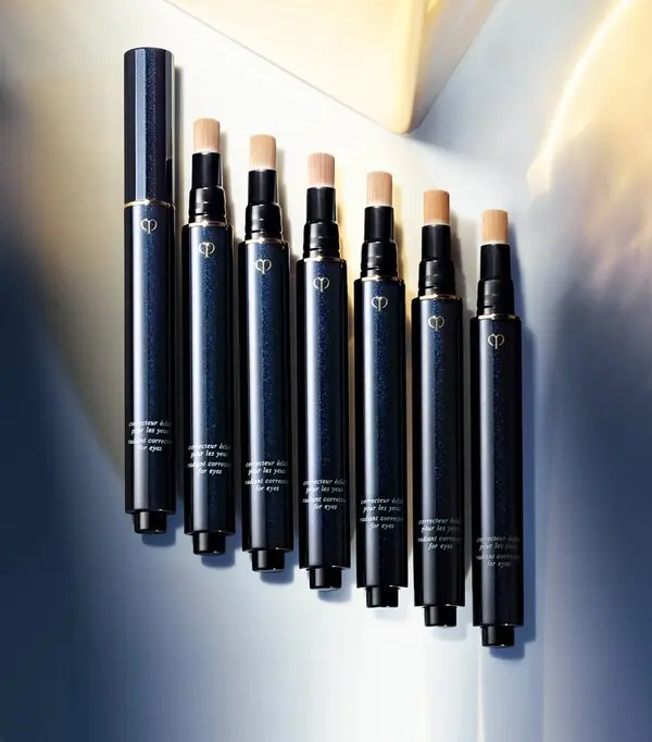 CLE DE PEAU BEAUTE Radiant Corrector For Eyes