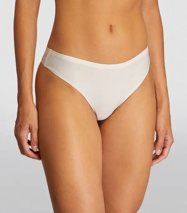 Chantelle Softstretch Thong - Ivory