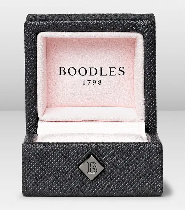 BOODLES White And Diamond Raindance Watercolour Cluster Stud Earrings