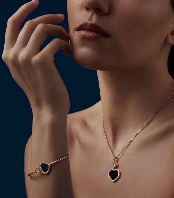 Chopard Diamond And Onyx Happy Hearts Bracelet - Rose Gold
