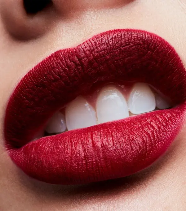 MAC COSMETICS Retro Matte Liquid Lipcolour - Red