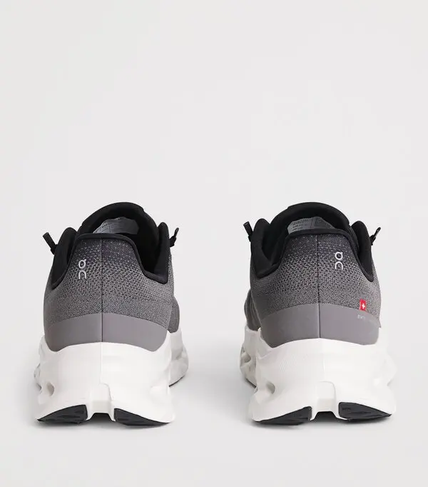 On Cloudtilt Trainers - Black