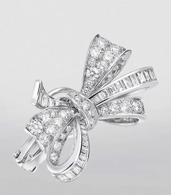 Graff Gold And Diamond Tilda’s Bow Stud Earrings