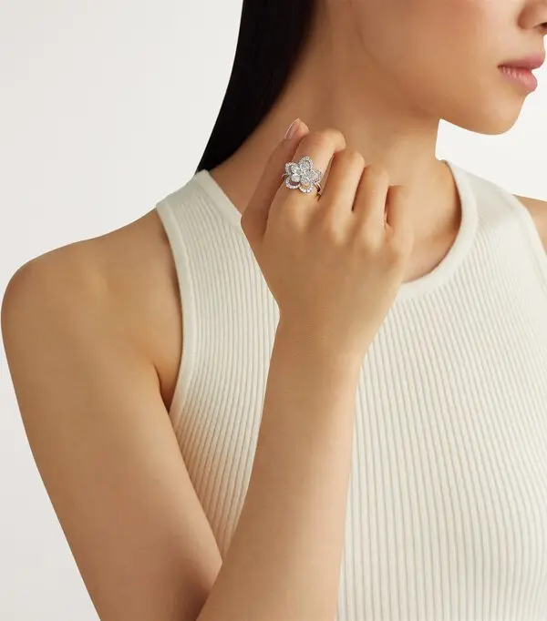 Graff Wild Flower Diamond Ring