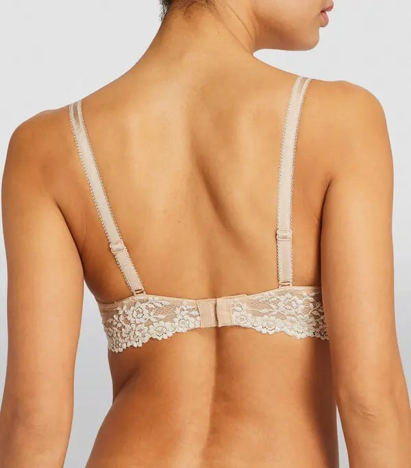 Wacoal Embrace Lace Underwired Plunge Bra