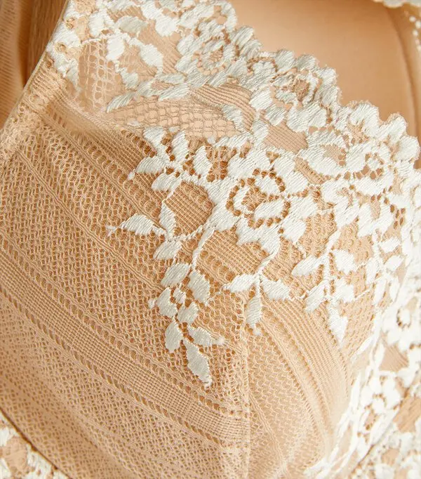 Wacoal Embrace Lace Underwired Plunge Bra
