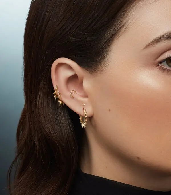 MARIA TASH Metal Mohawk Hoop Earring