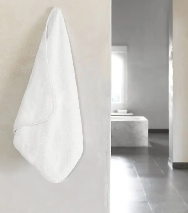 GRACCIOZA Grand Egoist Bath Sheet