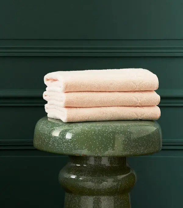 YVES DELORME Nature Hand Towel - Pink